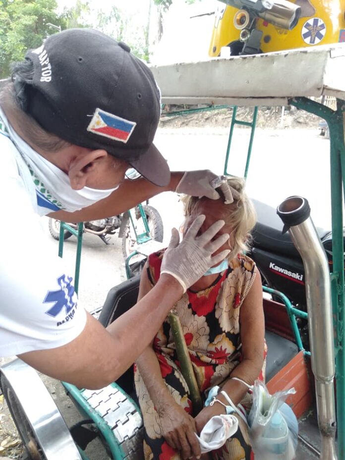 EMR Raptor volunteer responded collapse patient along Bangga Active ...