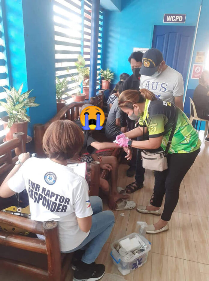 EMR Raptor volunteers first aid at police station 1 victim of mauling ...